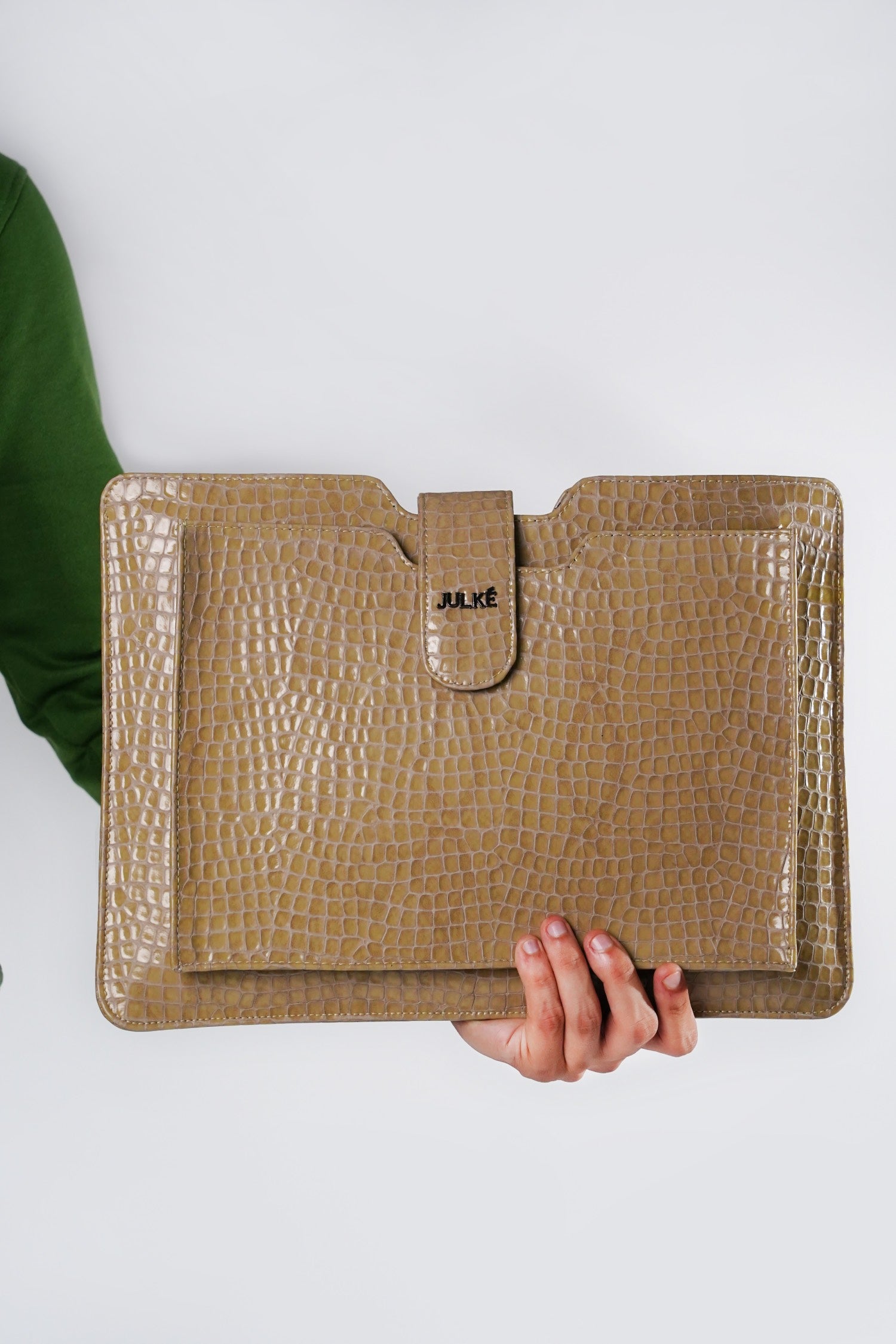 Nomad - Croc-Texture Leather Laptop Sleeve in 3 Colours | JULKÉ